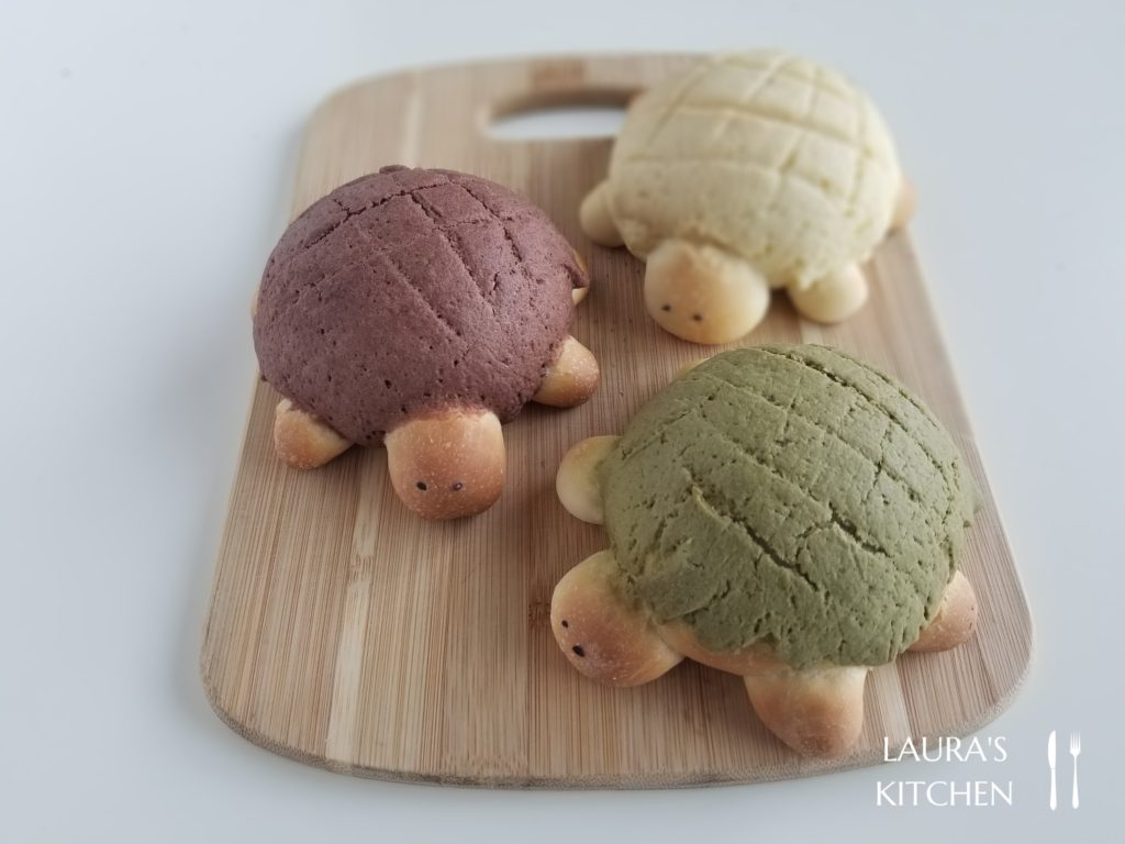 烏龜菠蘿奶酥包 Turtle-Shaped Pineapple Bun with Milk Filling - Laura's Kitchen ...